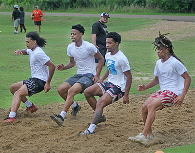 Calhoun City Summer Football Workouts – Calhoun County Journal
